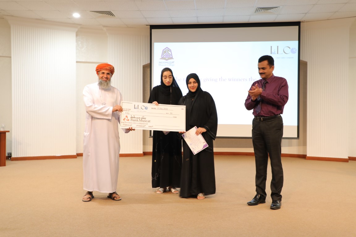 The project management student organized a competition on “Business ...